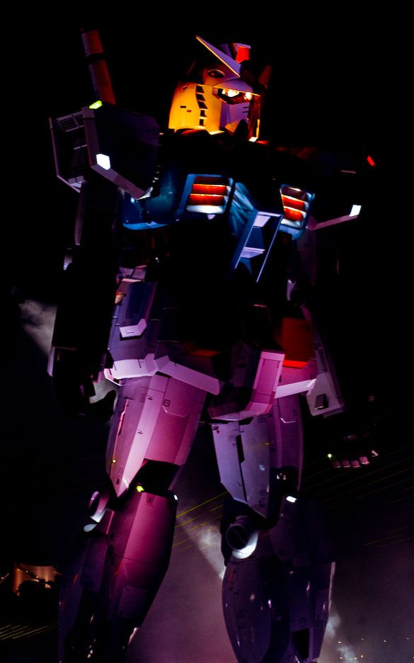 Giant Gundam robot model stands guard in Odaiba, Tokyo to commemorate ...