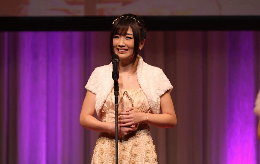 Hibiki Otsuki Wins Tokyo Sports Media Award At 2013 Porn Awards