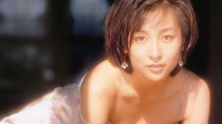 Ex-gravure idol Reiko Kato makes triumphant return - TokyoReporter