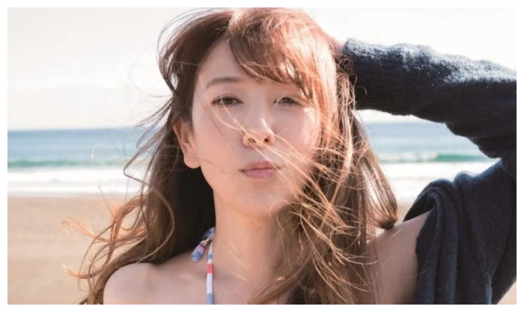 Busty Heisei-era idol Kaori Ohara, 50, bares (almost) all in first ...